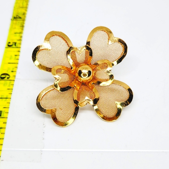 Jewelry | Vintage Avon 3d Fourleaf Clover St Patricks Flower Mesh ...